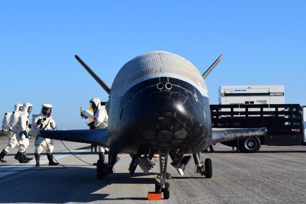 Retour du X-37B après un vol de deux ans - Aerospatium
